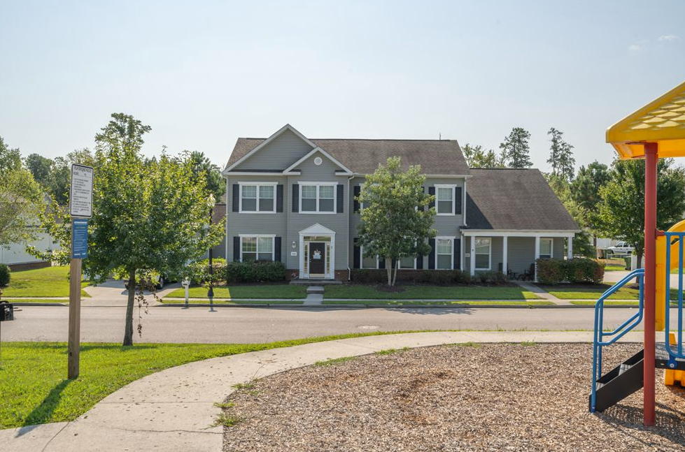 Fort Lee Housing & Information | MilitaryByOwner